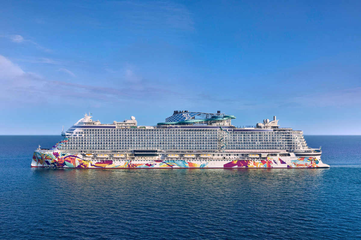 Sailing Onboard Norwegian Aqua: Sam's Travel Experience